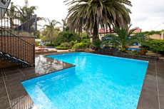 Dandenong Swimming Pool Display Centre Pool Project - Albatross Pools